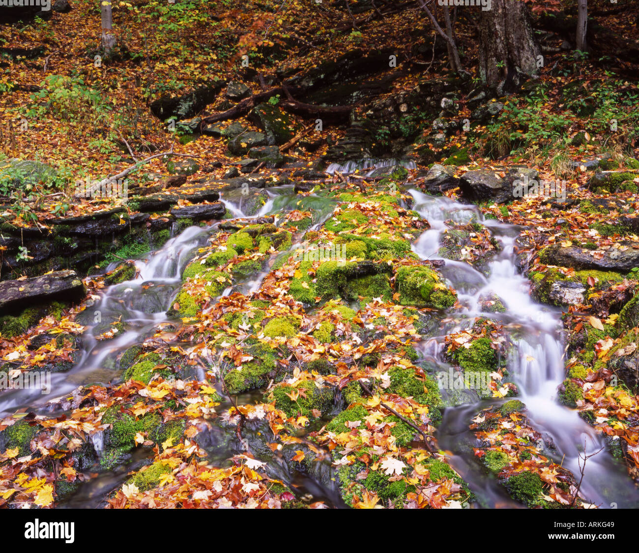 Notch in hillside hi-res stock photography and images - Alamy