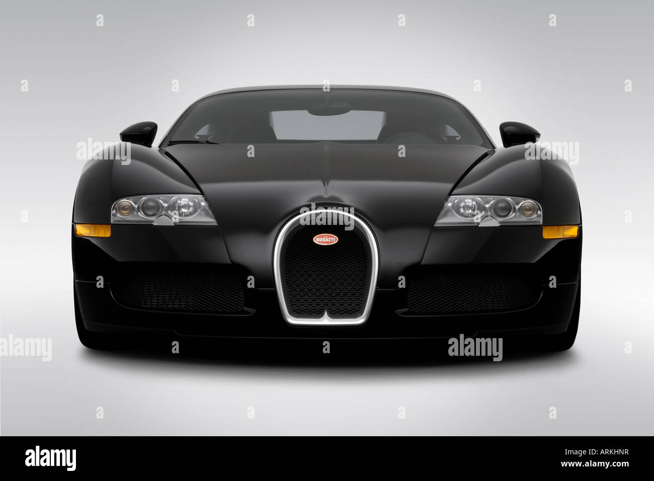 Bugatti front grille hi-res stock photography and images - Alamy