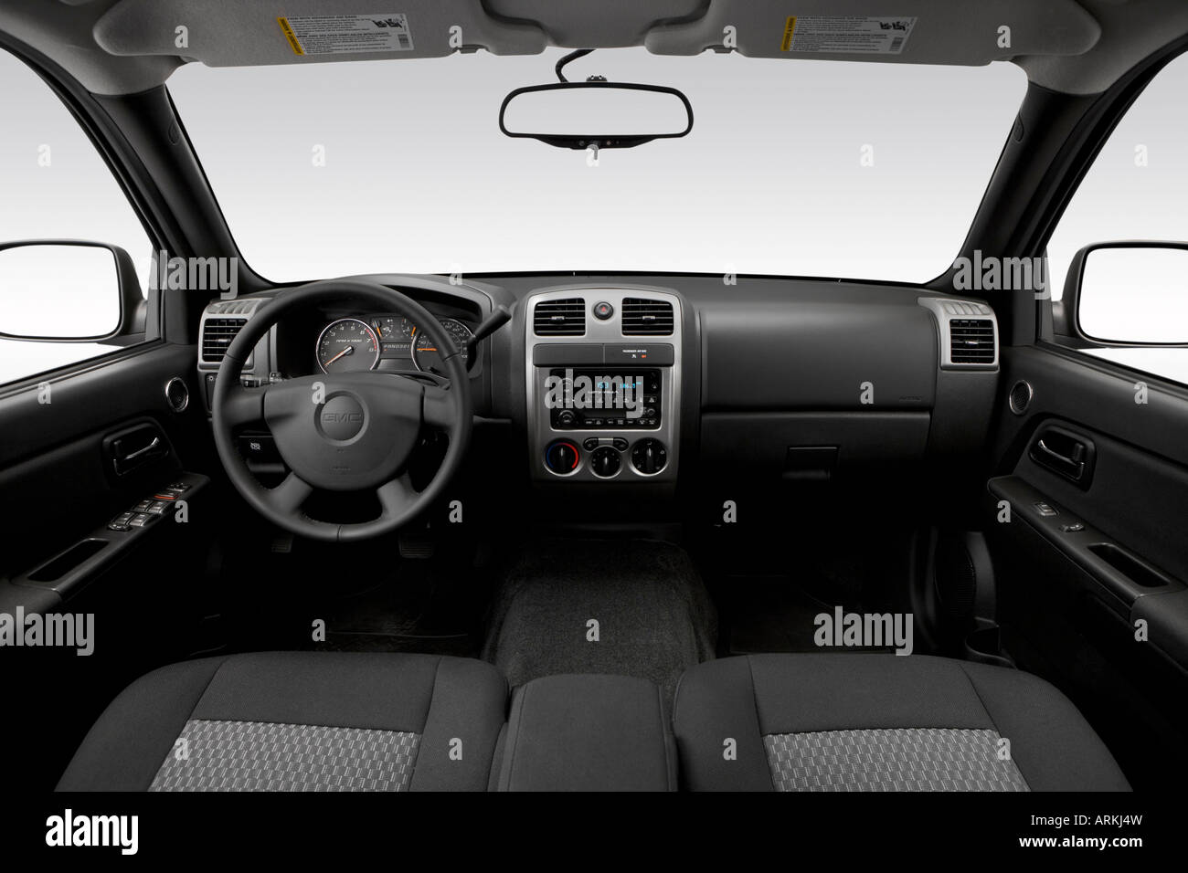 2008 GMC Canyon SLE in Black - Dashboard, center console, gear shifter ...