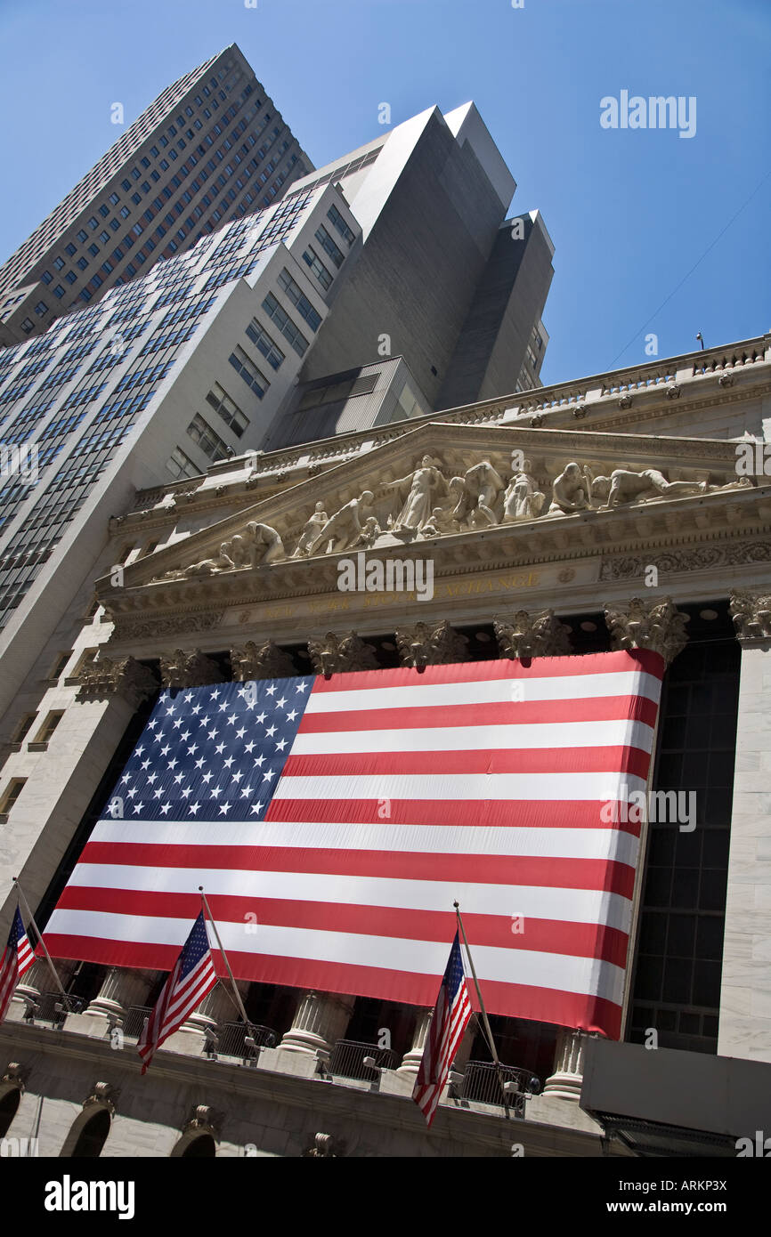 American flag banners hi-res stock photography and images - Alamy