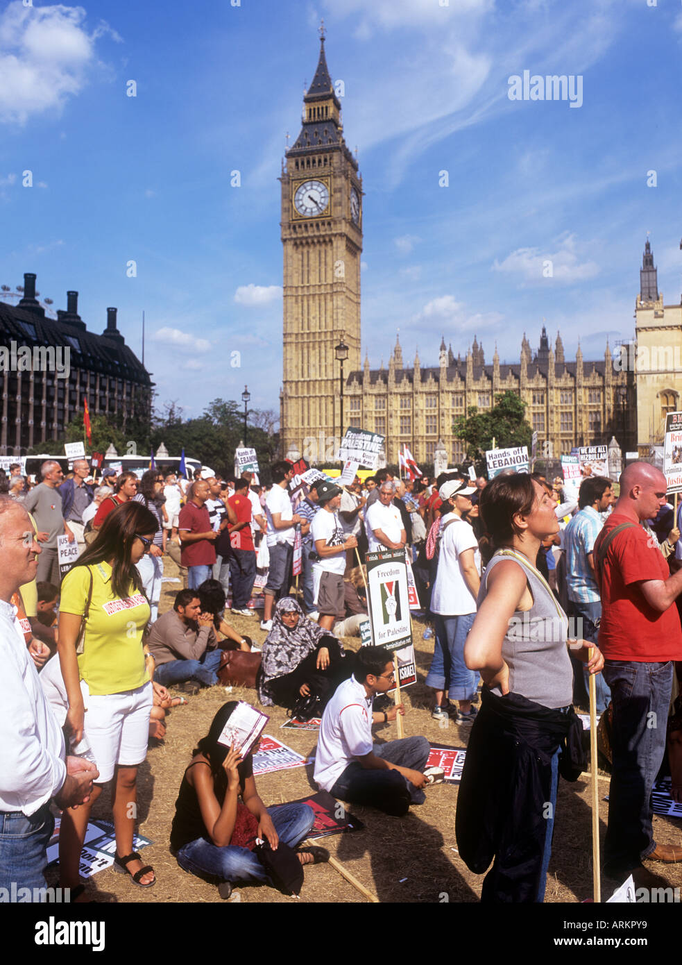 Protesters at a demonstration against Israel's Attack on Lebanon ...