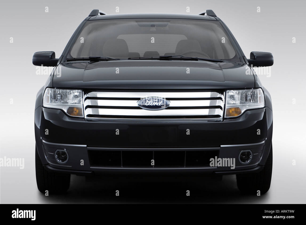 2008 ford taurus sel hi-res stock photography and images - Alamy