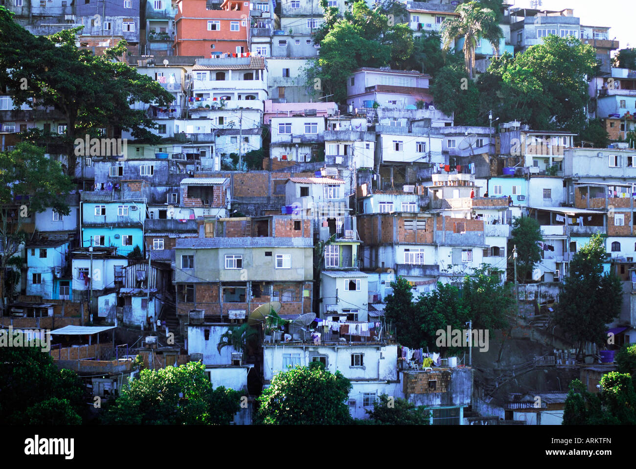 Favela rio hi-res stock photography and images - Alamy