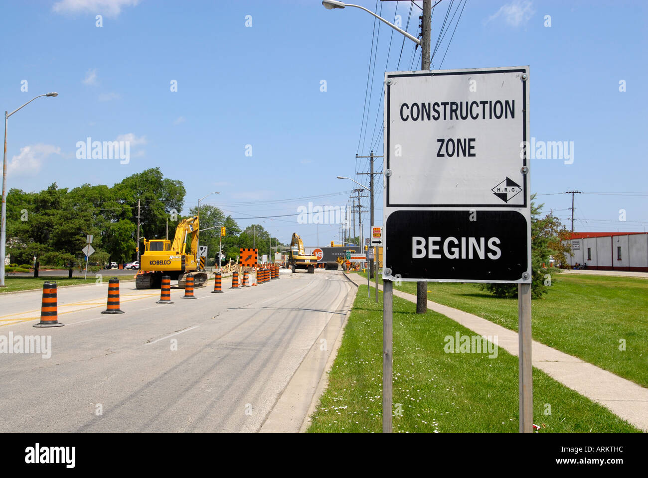 Begin work zone hi-res stock photography and images - Alamy