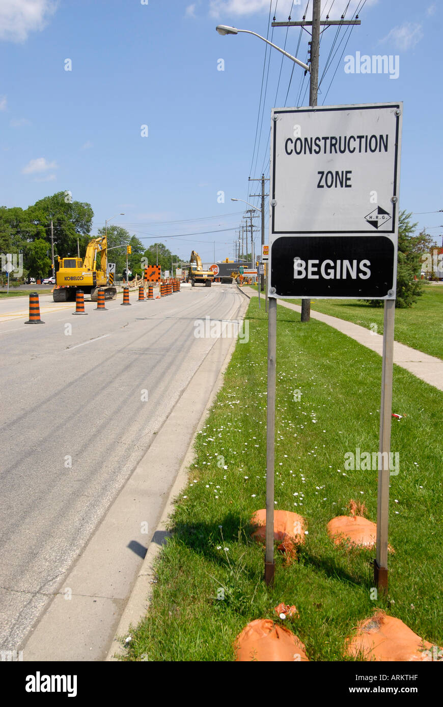 Begin work zone hi-res stock photography and images - Alamy