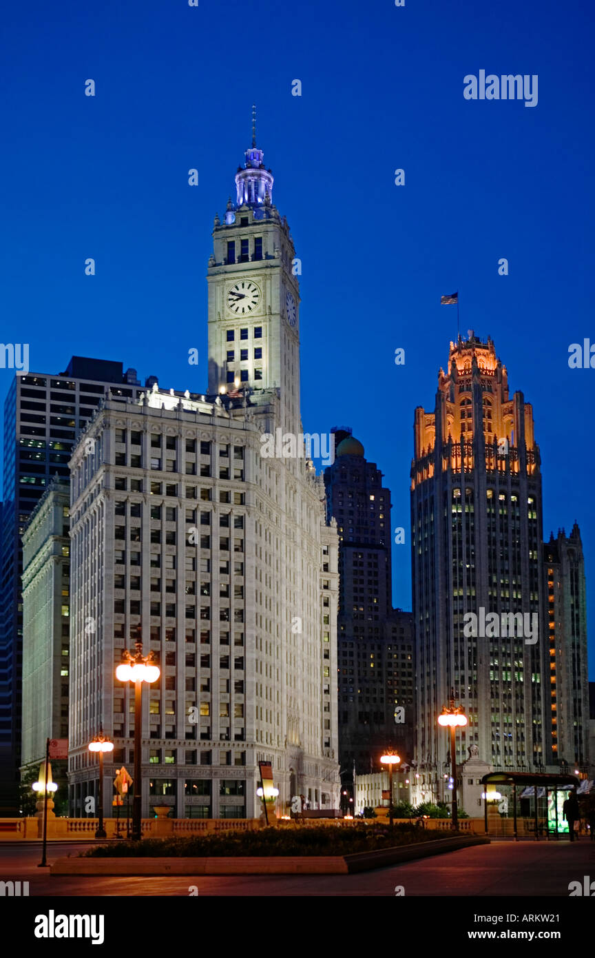 Chicago sun times building hi-res stock photography and images - Alamy