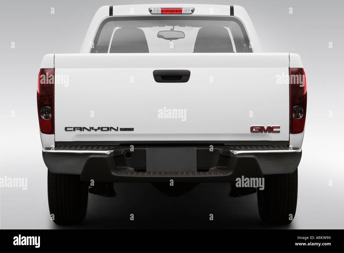 2008 GMC Canyon SLE in White - Low/Wide Rear Stock Photo - Alamy