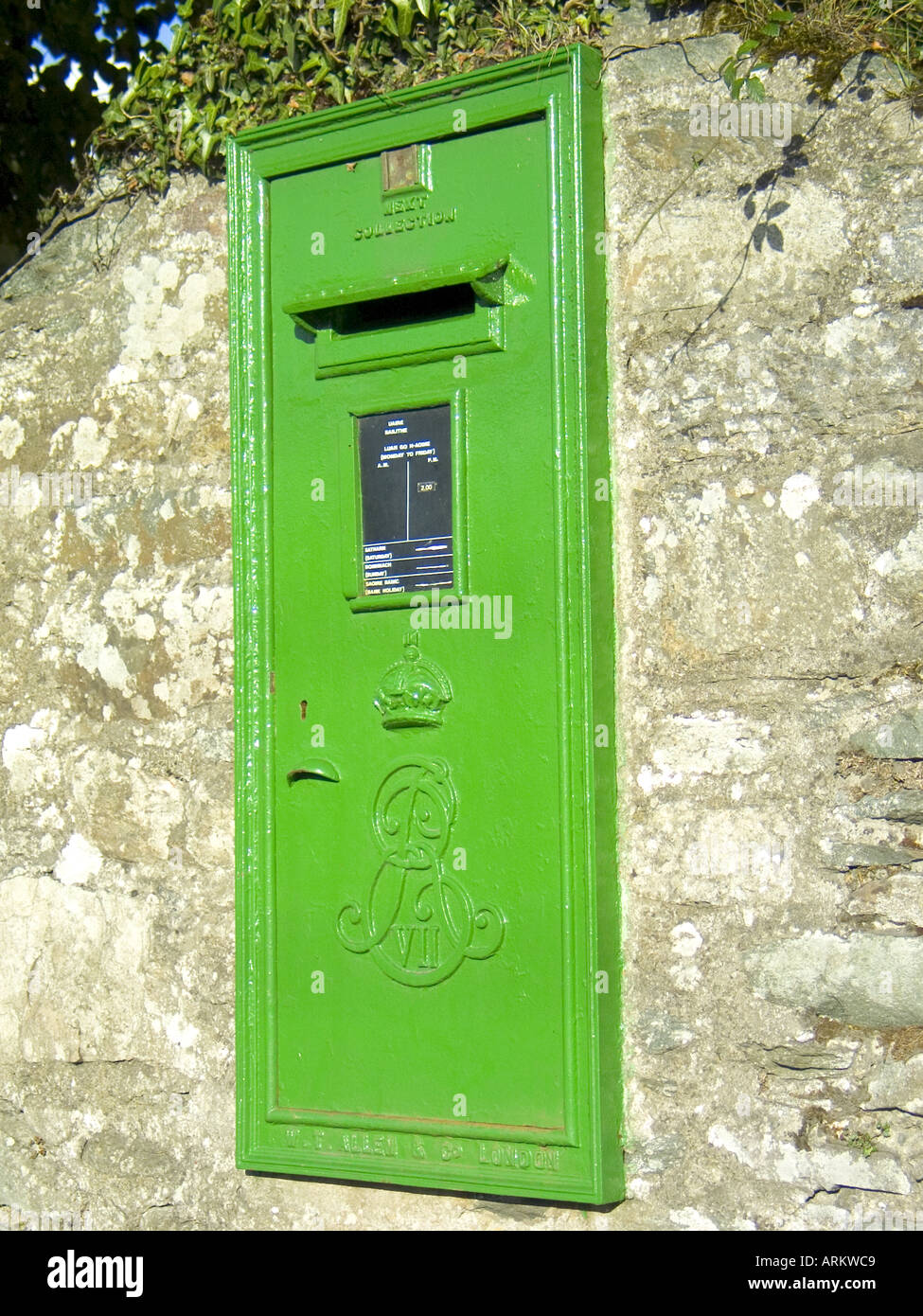Green Post Box, Killarney, Ireland Stock Photo - Alamy