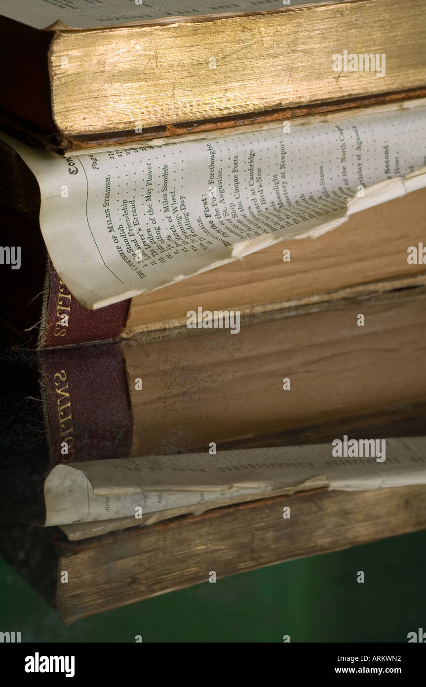 Old gilded book hi-res stock photography and images - Alamy