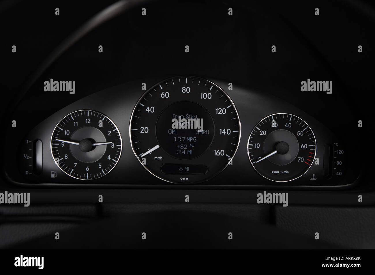 2008 Mercedes-Benz CLK350 in Silver - Speedometer/tachometer Stock ...