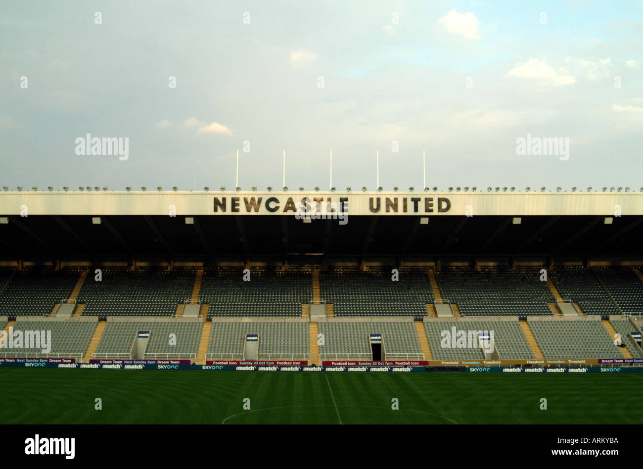 Home of nufc hi-res stock photography and images - Alamy