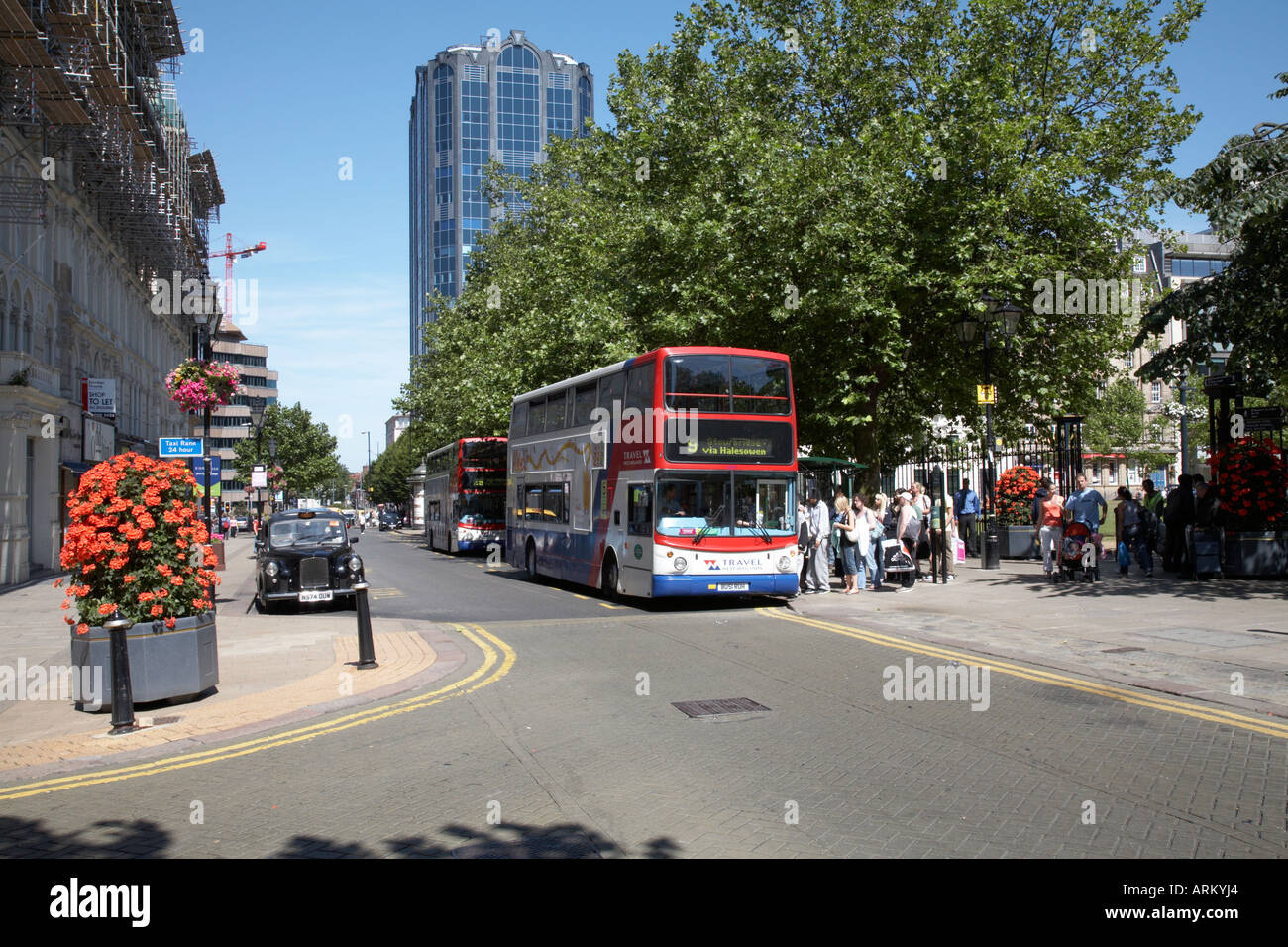 Birmingham bus hi-res stock photography and images - Alamy
