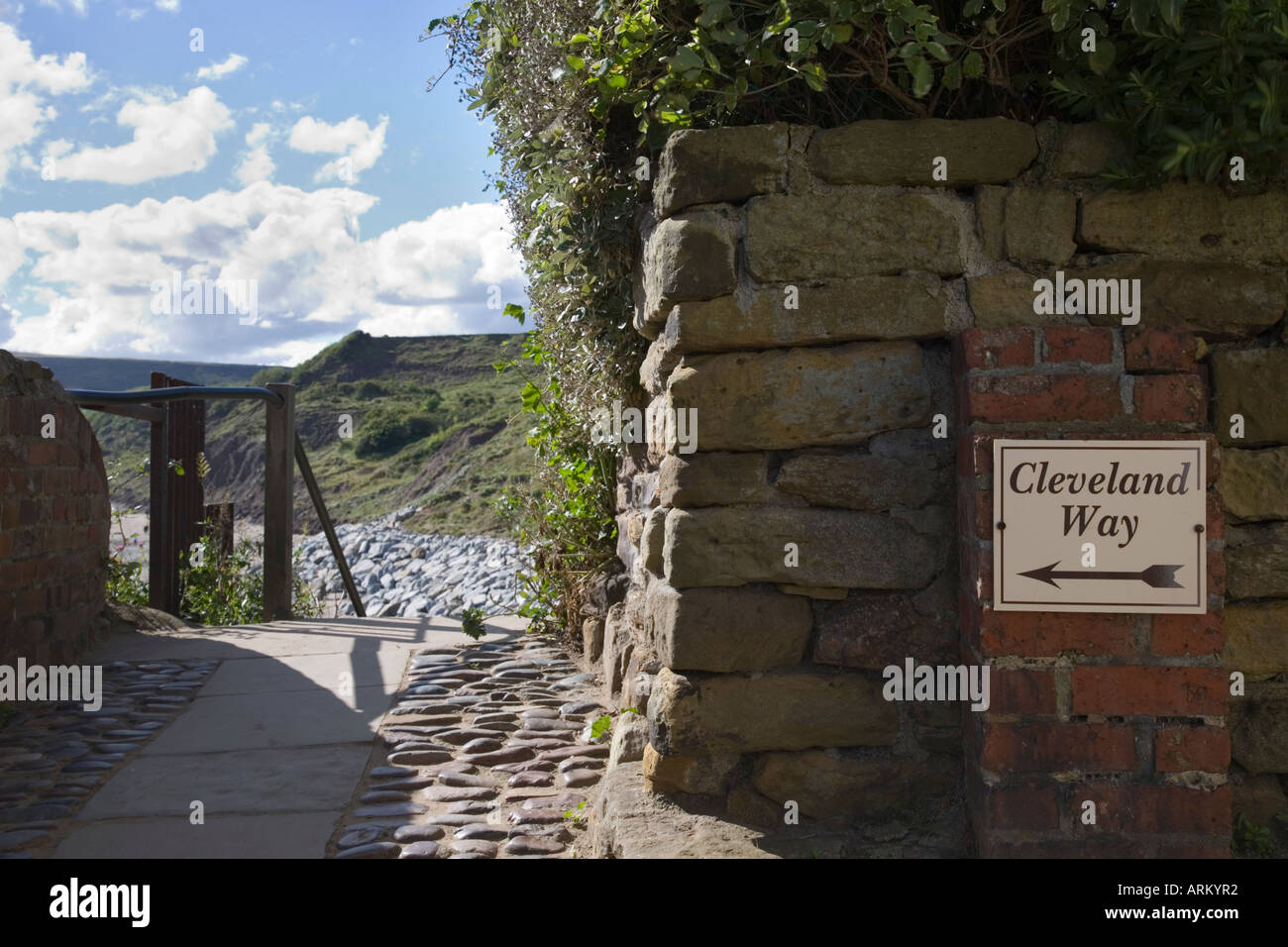 Cleveland Way Long Distance Footpath sign and path to beach "Robin Hood ...