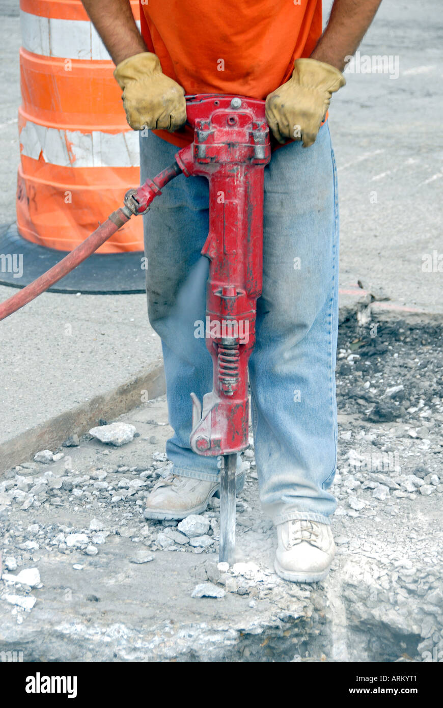Man using a jackhammer hi-res stock photography and images - Alamy