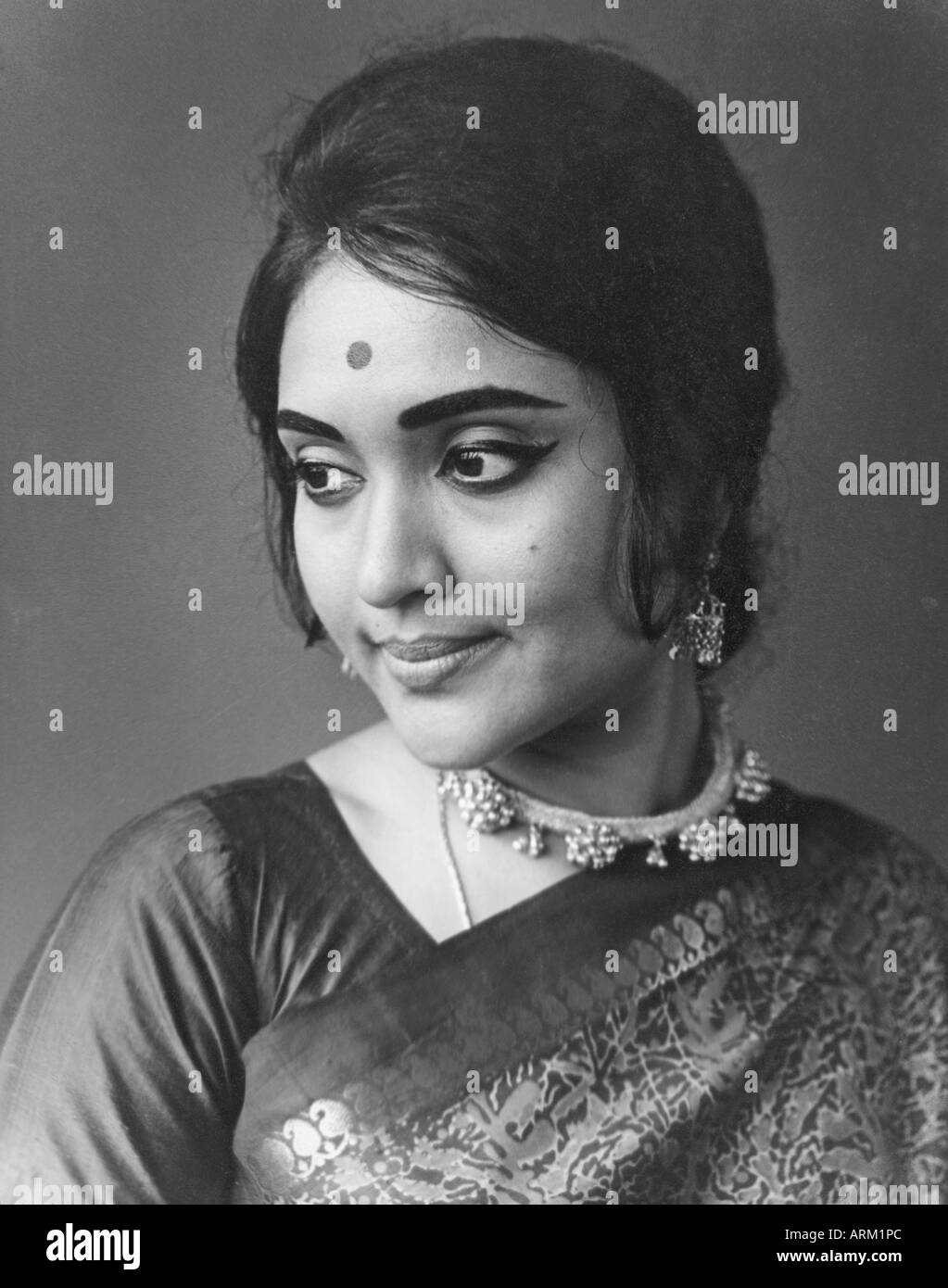 Indian bollywood actress Black and White Stock Photos & Images - Alamy
