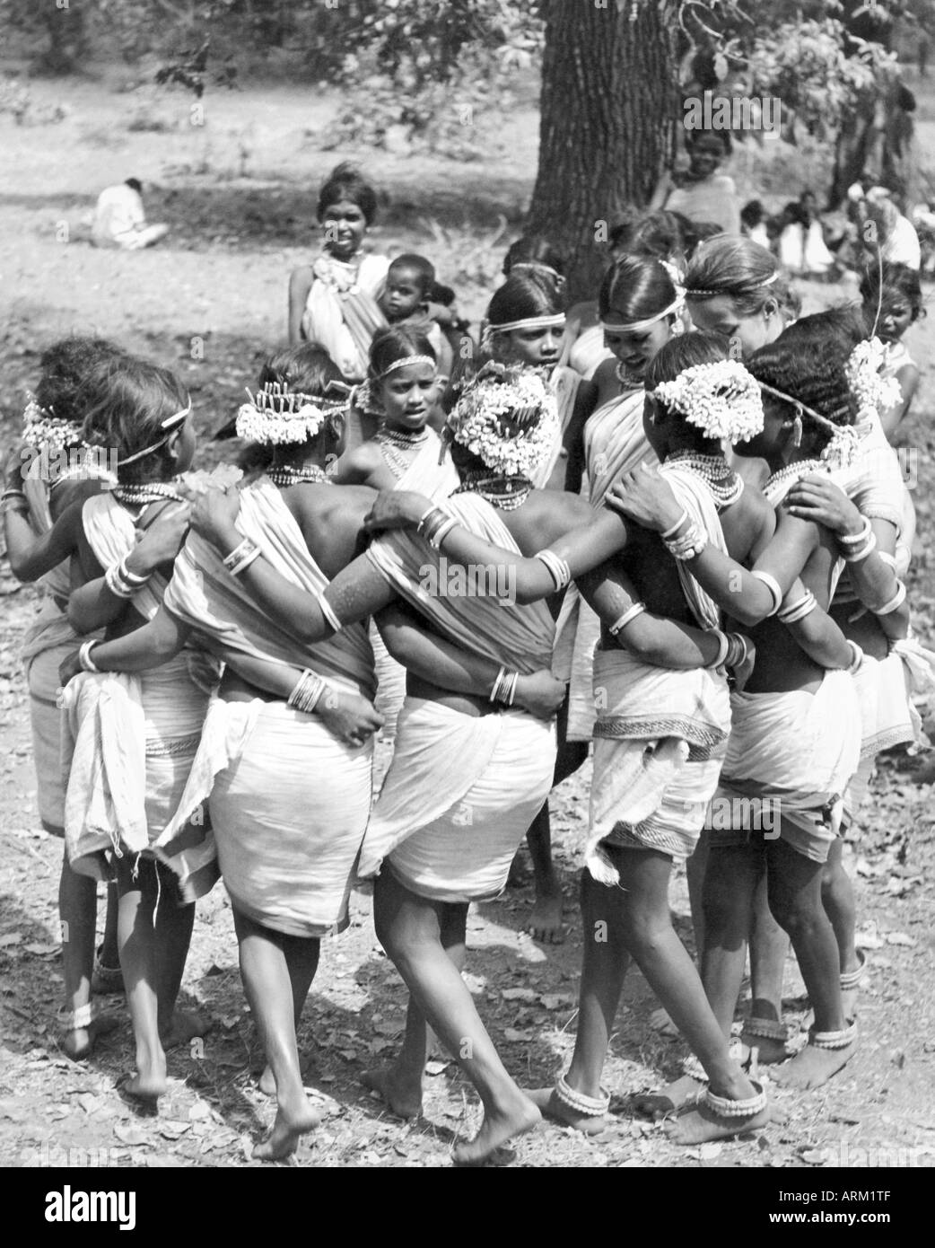 old vintage photo of Indian rural woman dancing Muria folk dance at ...