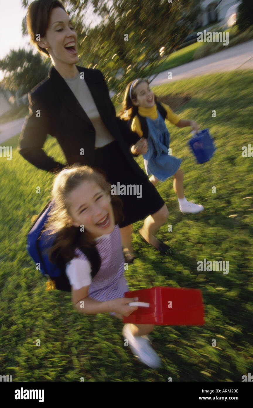 People scurrying hi-res stock photography and images - Alamy