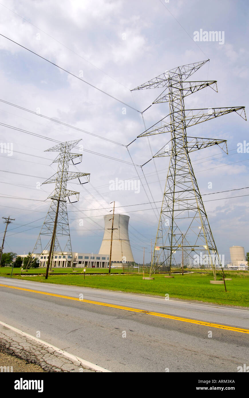 The Davis Besse electrical nuclear power plant at Oak Harbor Ohio near ...