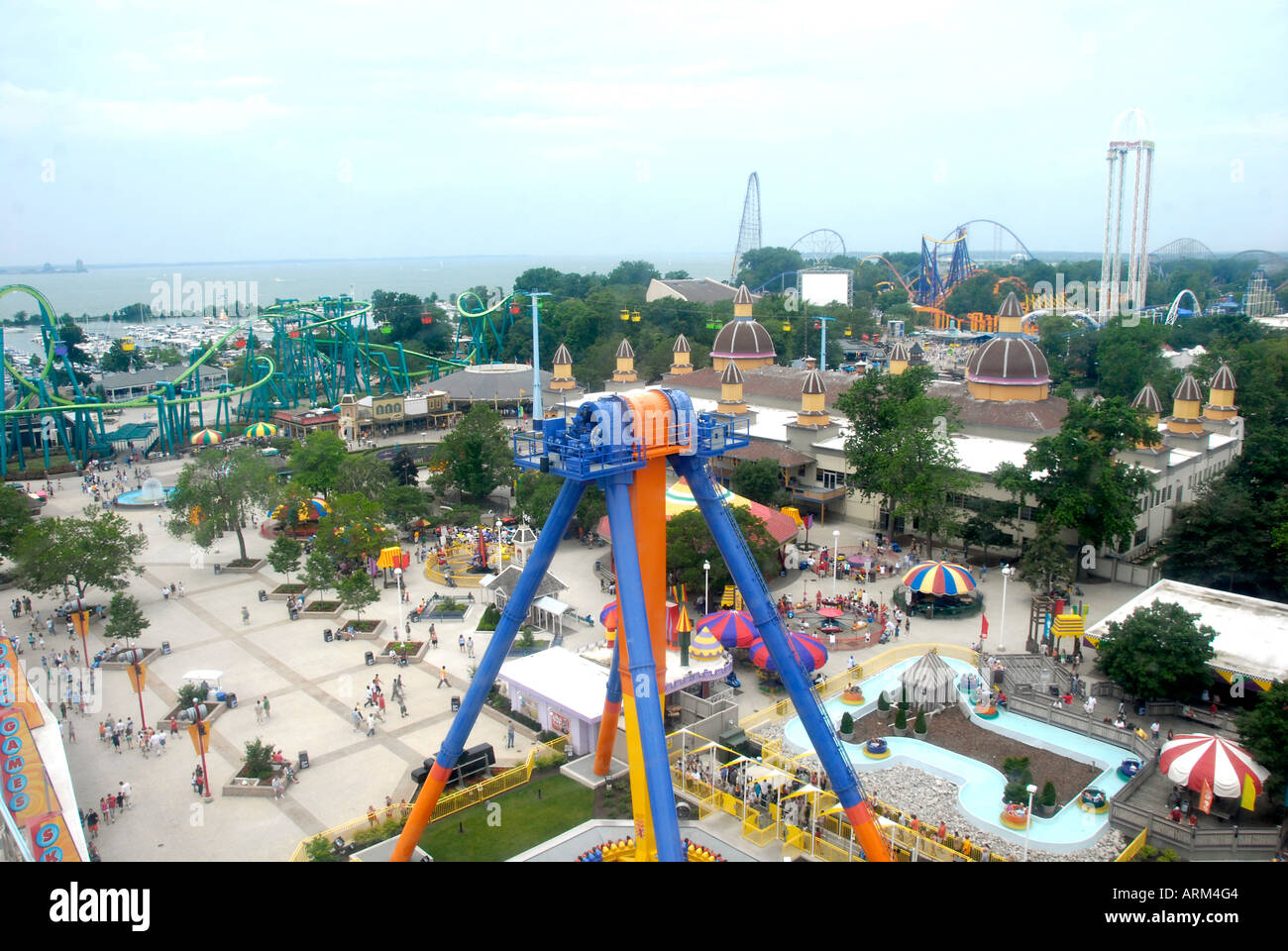 Thrilling and scary rides at Cedar Point Amusement Park at Sandusky ...