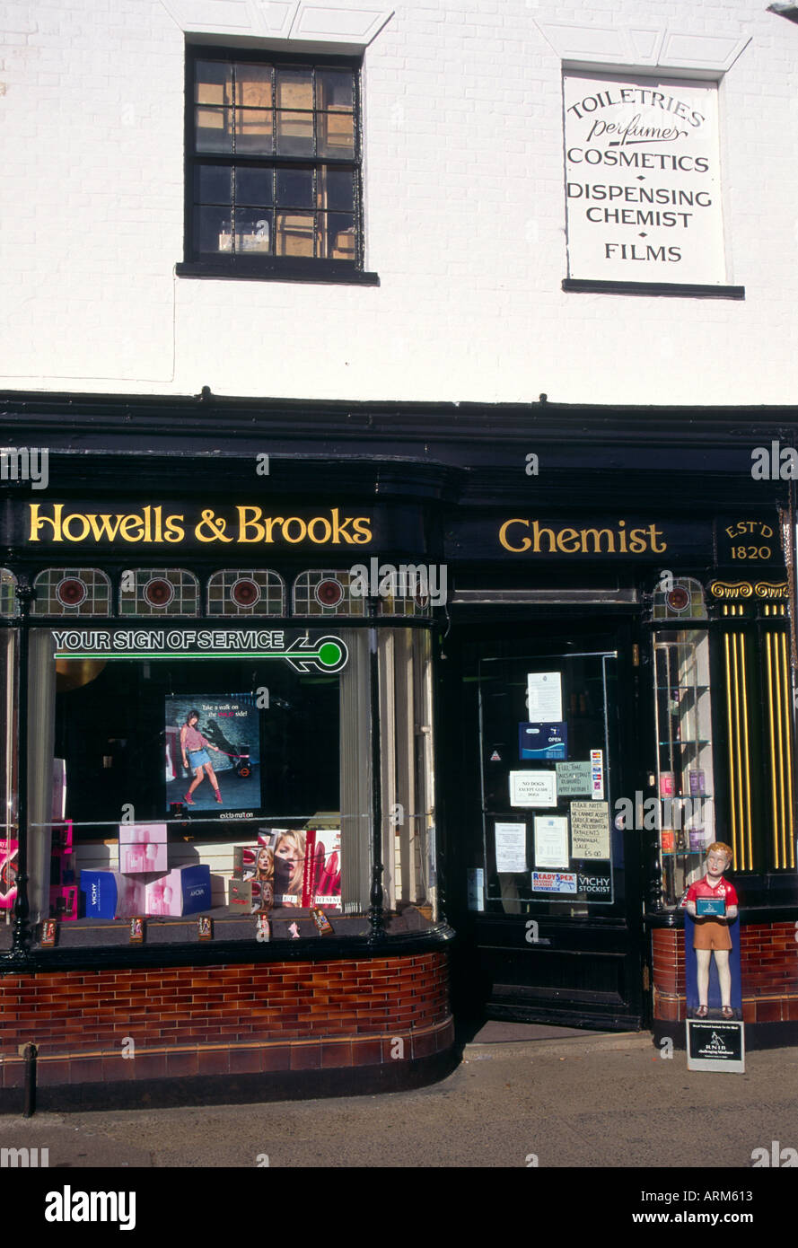 Chemist shop front hi-res stock photography and images - Alamy Chemist shop front hi-res stock photography and images - Alamy