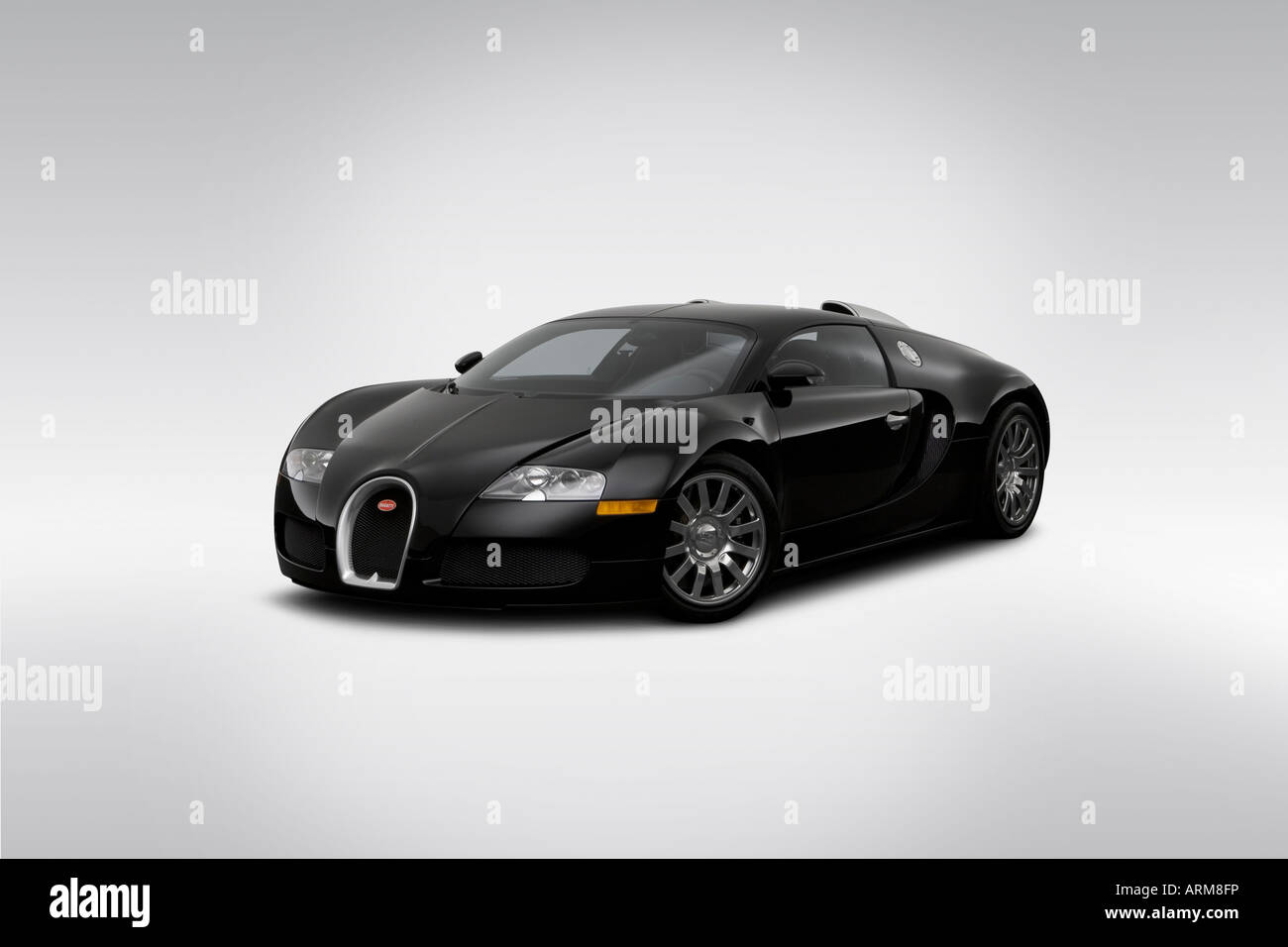 Bugatti veyron side hi-res stock photography and images - Alamy