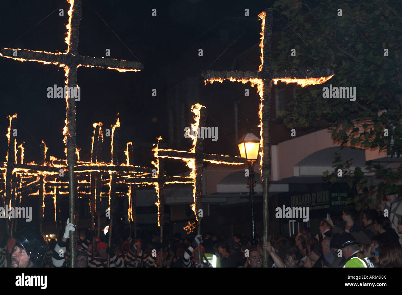 Bonfire night crosses hi-res stock photography and images - Alamy