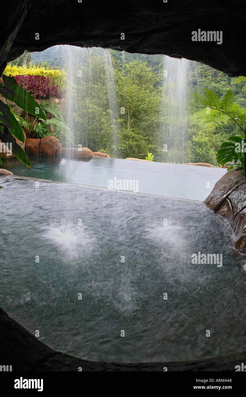 The swimming pool at the La Paz Waterfall Gardens and Peace Lodge Costa ...