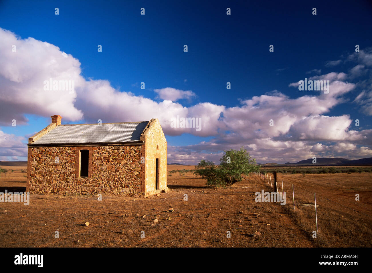 Australian homestead hi-res stock photography and images - Alamy