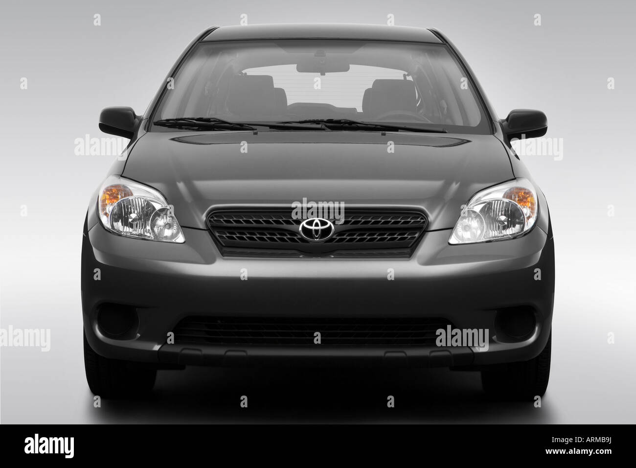 2008 Toyota Corolla Matrix in Gray - Low/Wide Front Stock Photo - Alamy