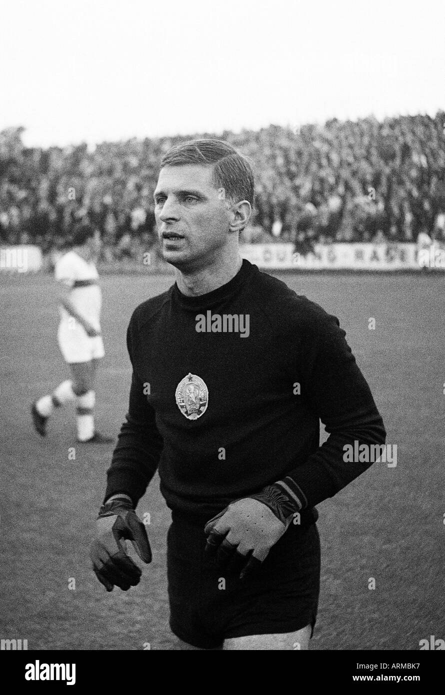 football, friendly game, 1966, Stadium an der Hafenstrasse in Essen ...