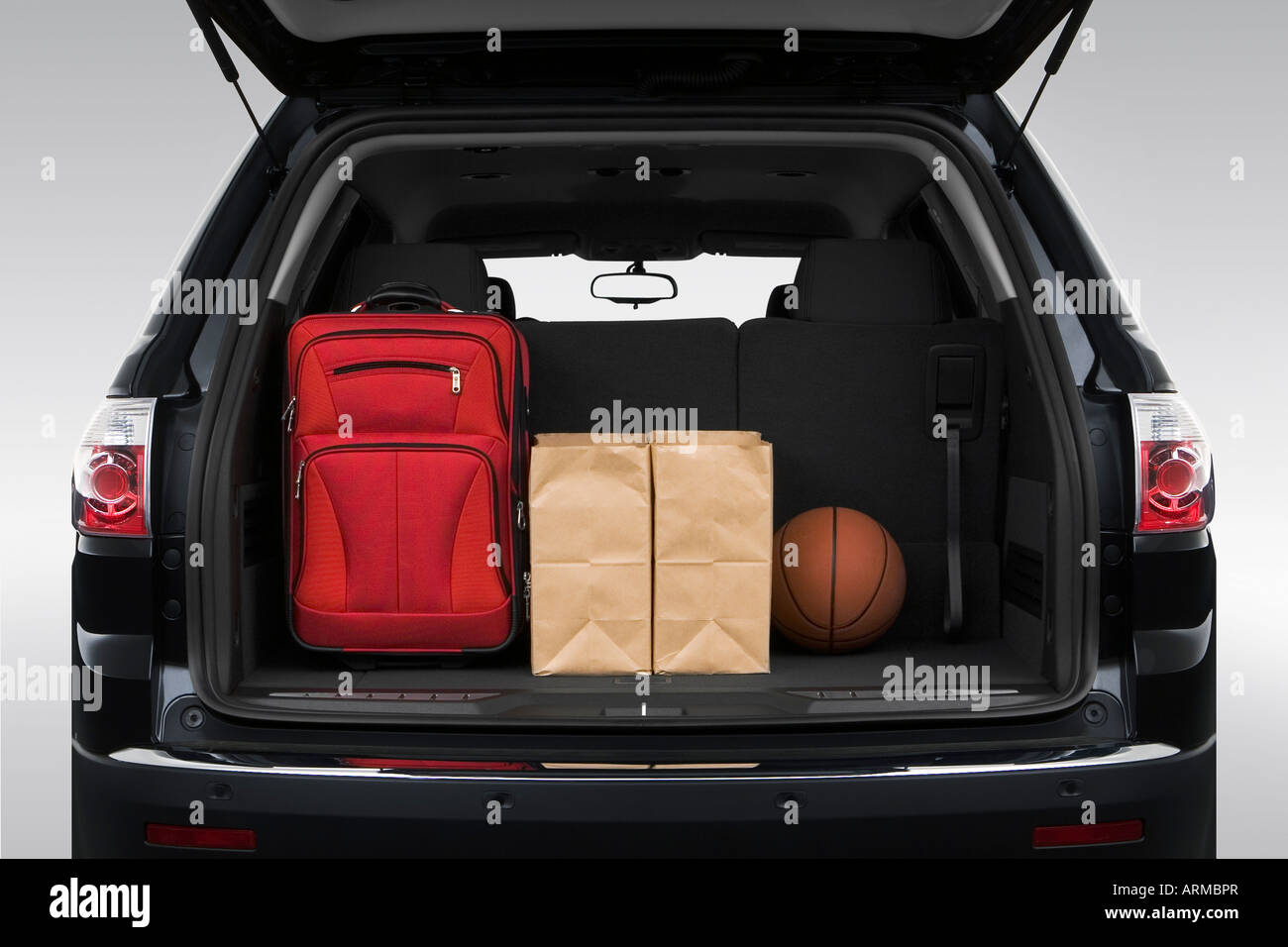 2008 GMC Acadia SLE in Black - Trunk Props Stock Photo - Alamy