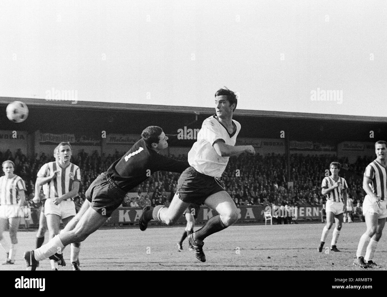 football, Regionalliga West, 1967/1968, ETB Schwarz-Weiss Essen versus ...