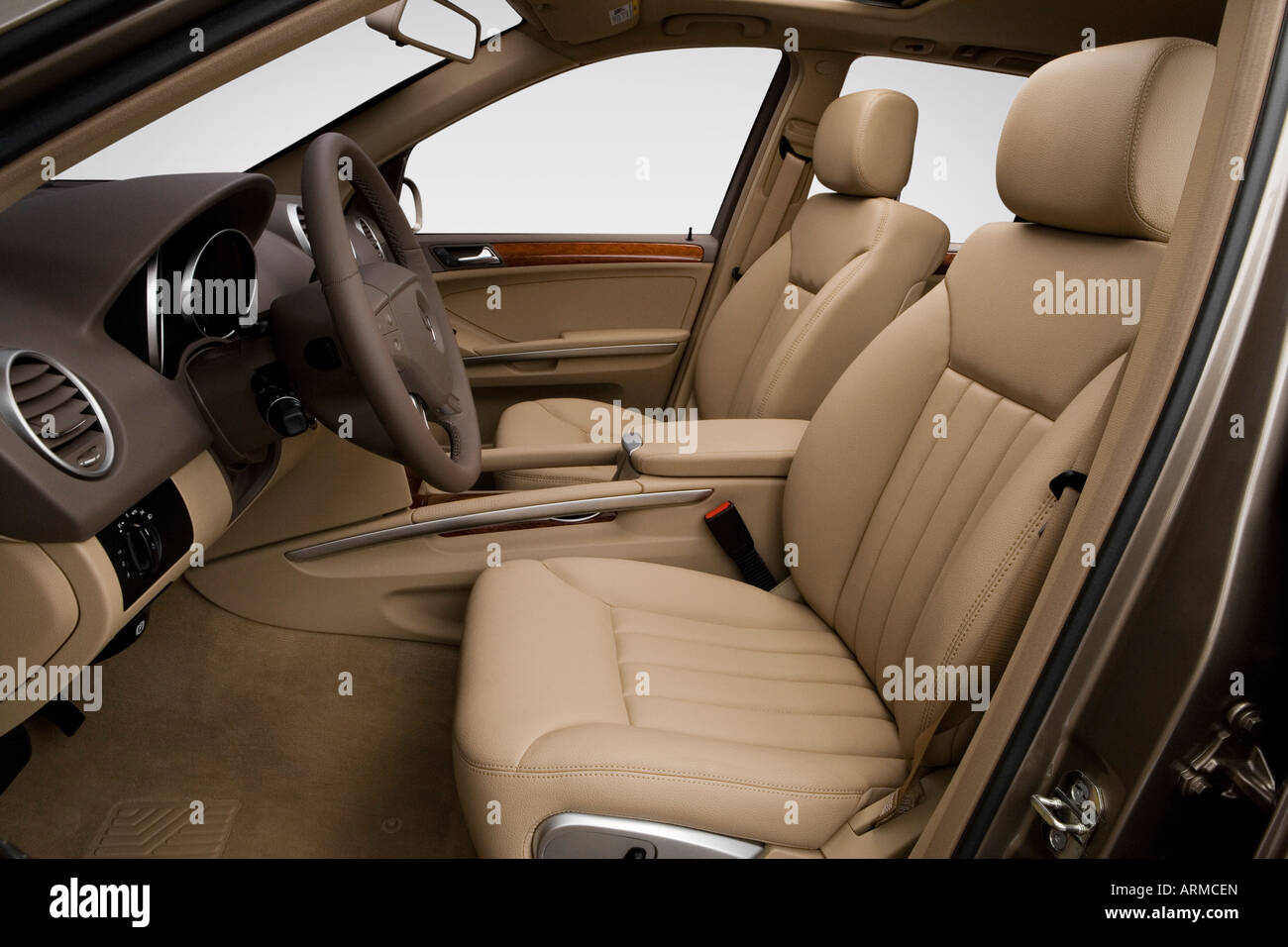 2008 Mercedes Ml Interior