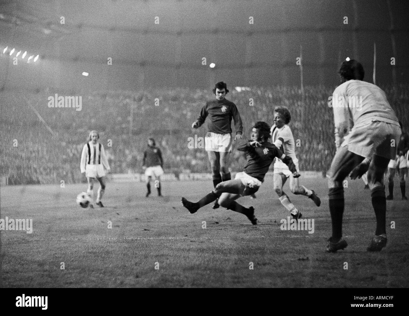 Glasgow rangers players hi-res stock photography and images - Alamy