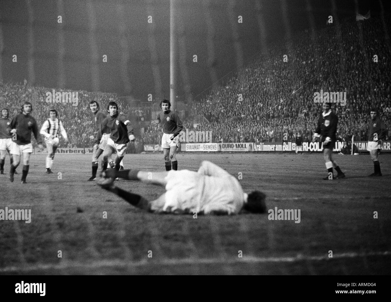 1973 uefa cup final hi-res stock photography and images - Alamy