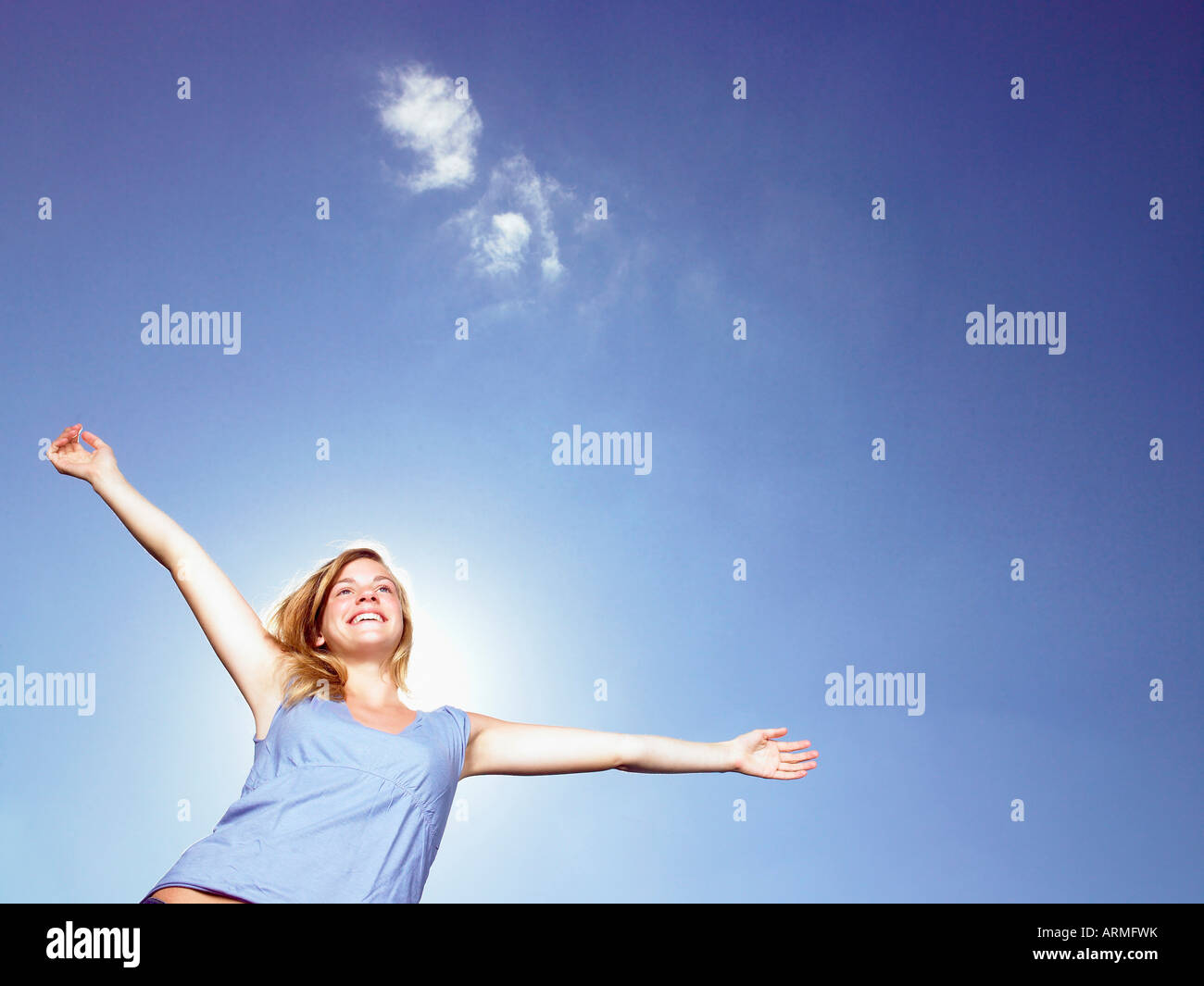 Arms wide hi-res stock photography and images - Alamy