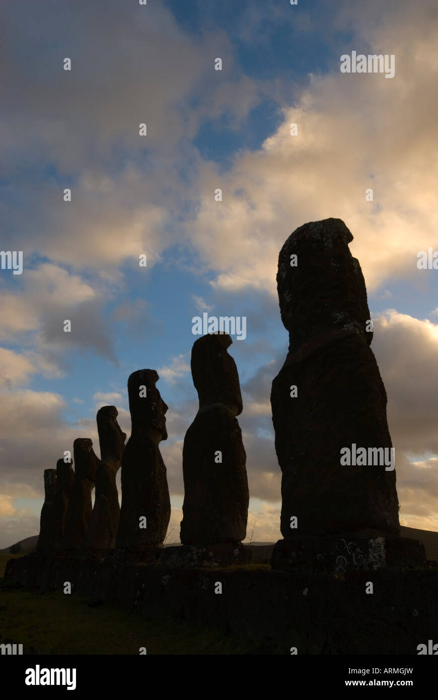 Ahu Akivi, Easter Island (Rapa Nui), UNESCO World Heritage Site, Chile ...