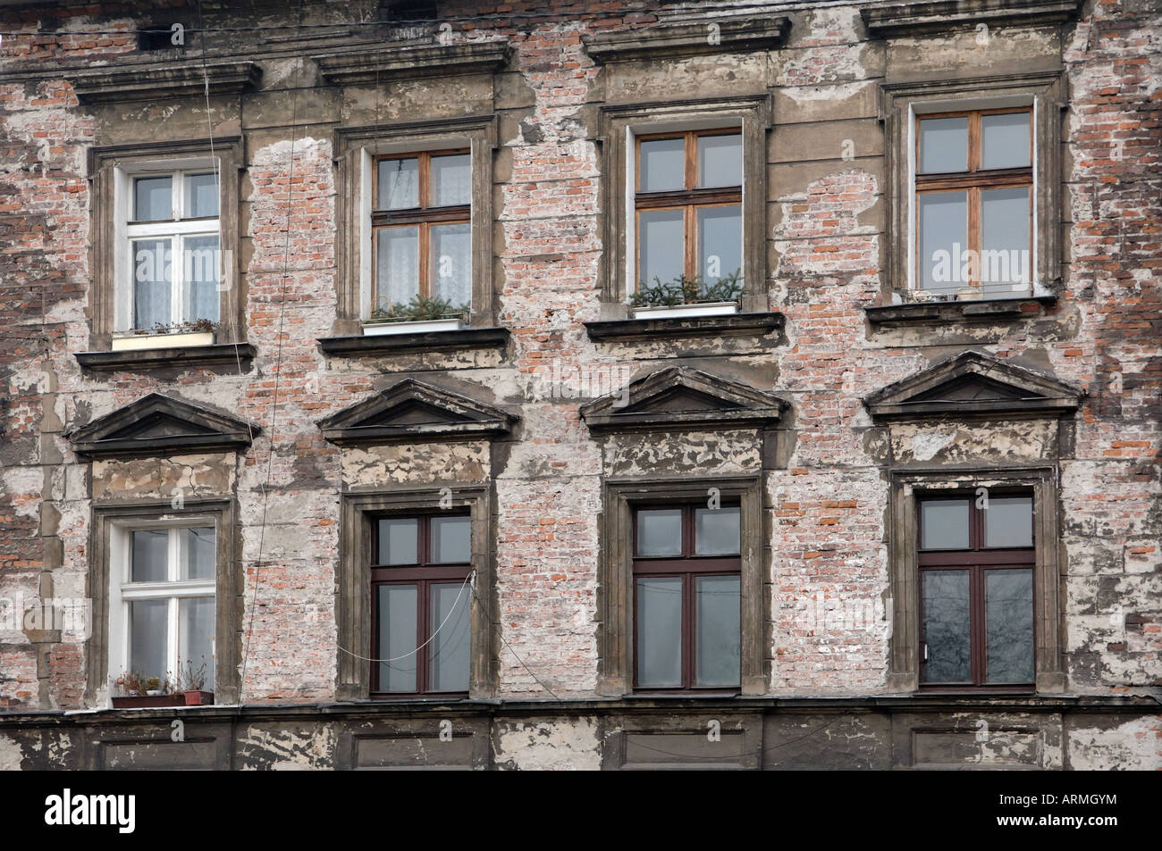 Delapidated house Kazimierz area Krakow Stock Photo - Alamy