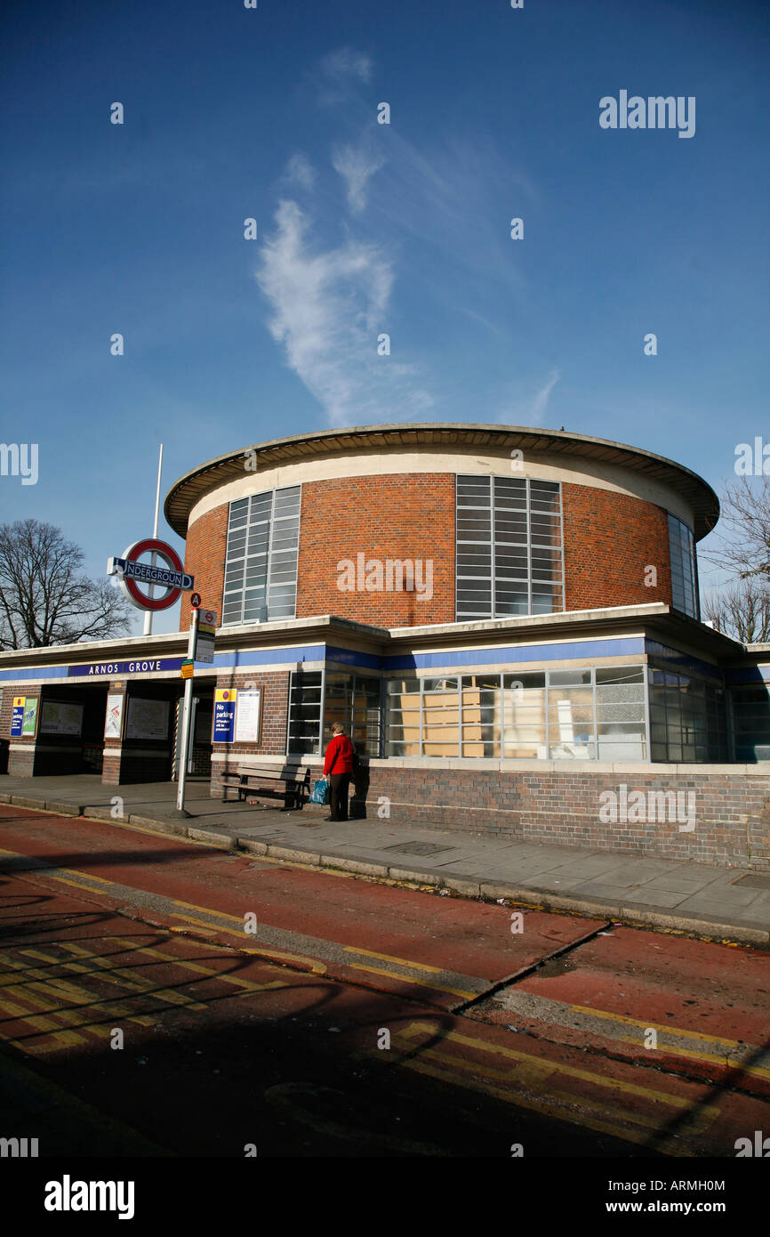 Arnos grove new southgate london hi-res stock photography and images ...