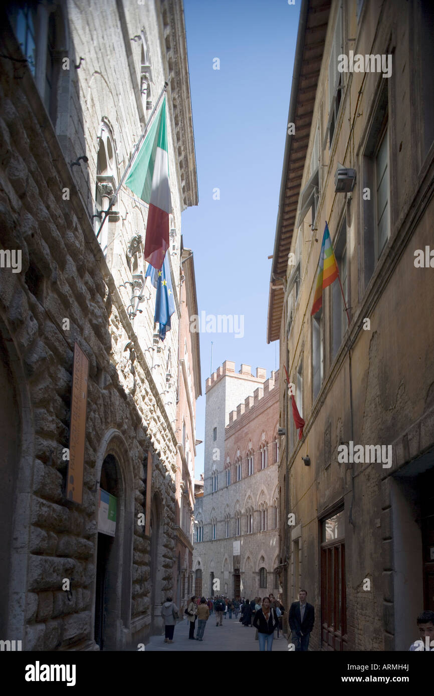 Italian flag siena hi-res stock photography and images - Alamy