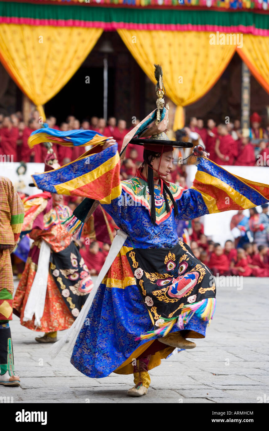 Buddhist festival (Tsechu), Trashi Chhoe Dzong, Thimphu, Bhutan, Asia ...