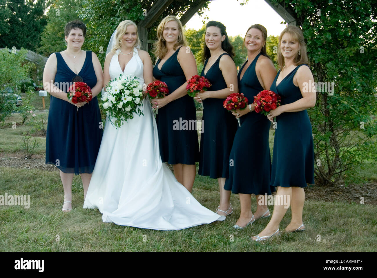 Bridal party bonding hi-res stock photography and images - Alamy