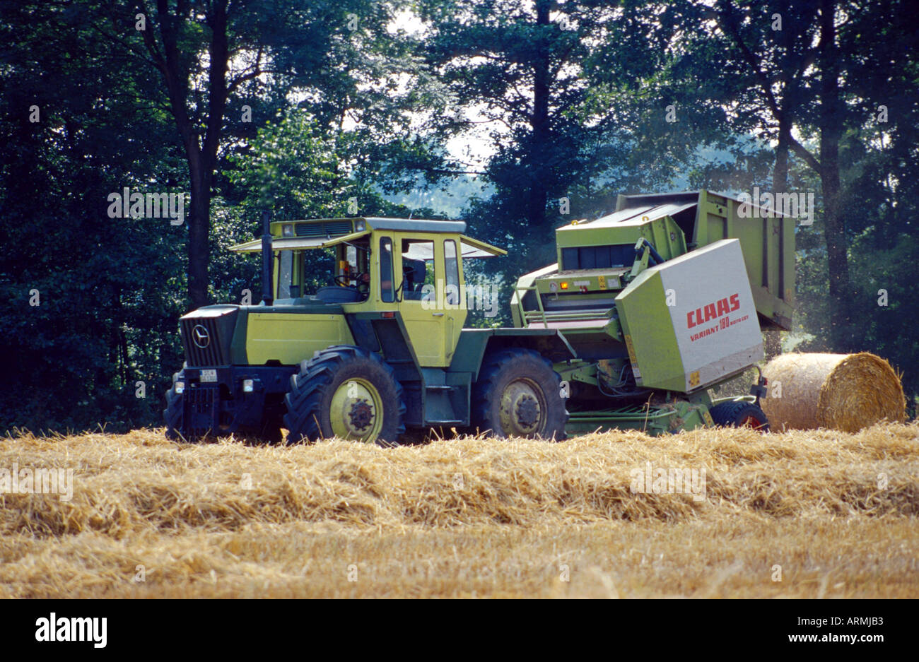 Bale Binder High Resolution Stock Photography and Images - Alamy