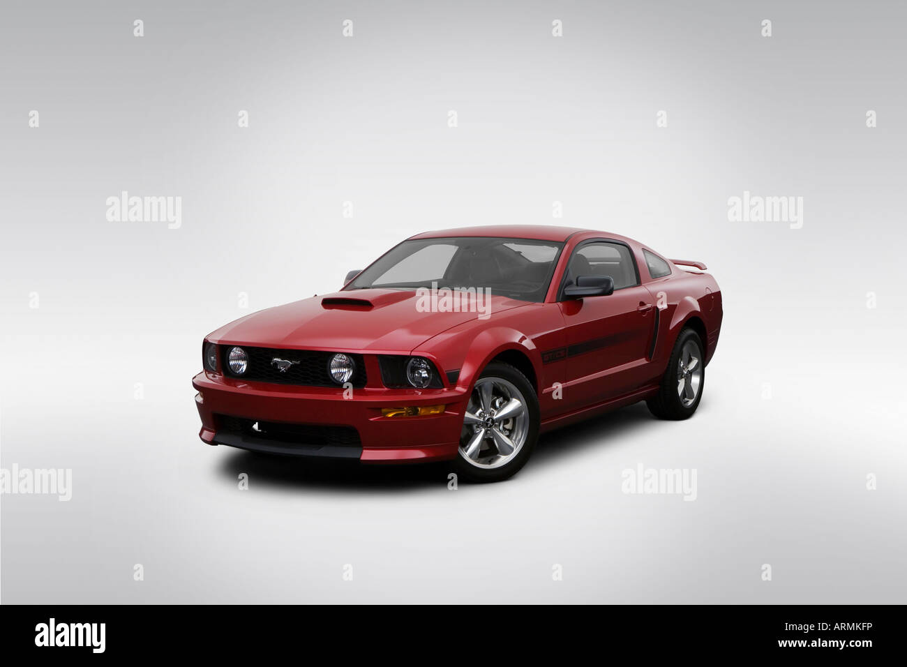 2008 Ford Mustang GT Premium in Red - Front angle view Stock Photo - Alamy