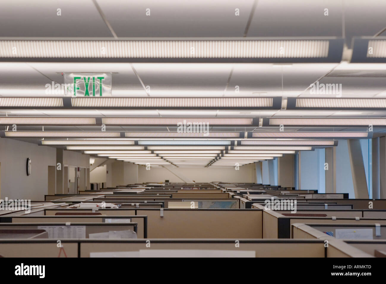 Empty office cubicles desk work hi-res stock photography and images - Alamy
