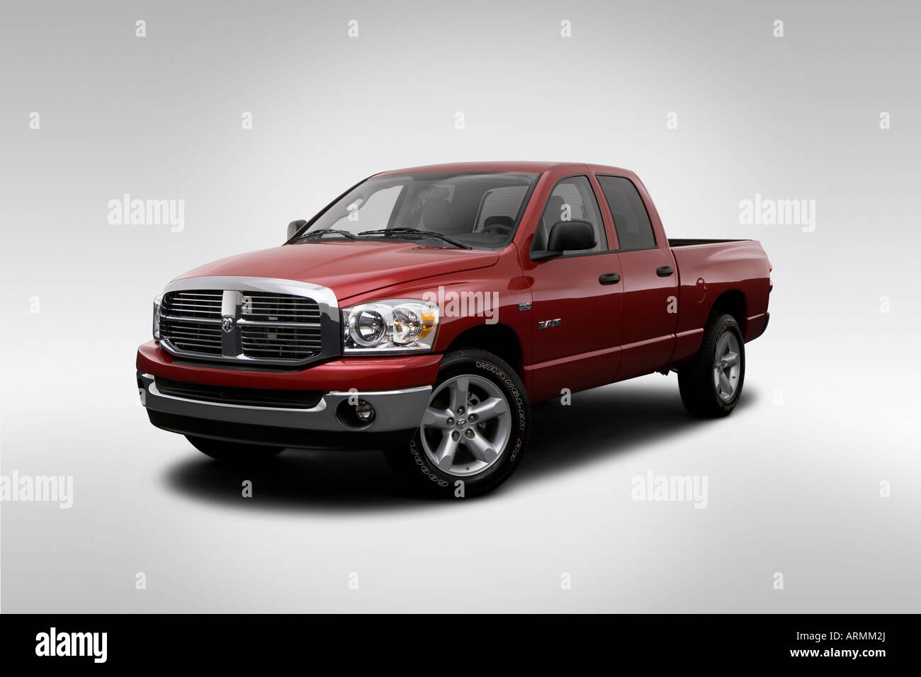 2008 Dodge Ram 1500 SLT in Red - Front angle view Stock Photo - Alamy