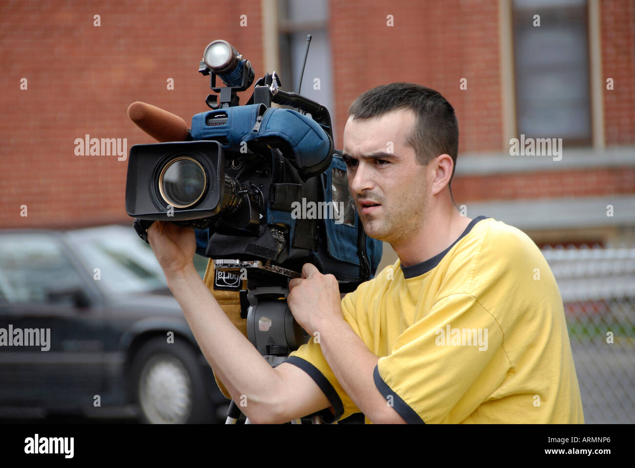 Tv interview hi-res stock photography and images - Alamy