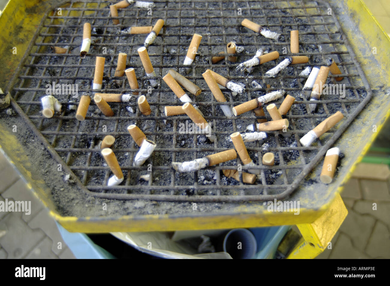 Nasty cigarette butts hi-res stock photography and images - Alamy