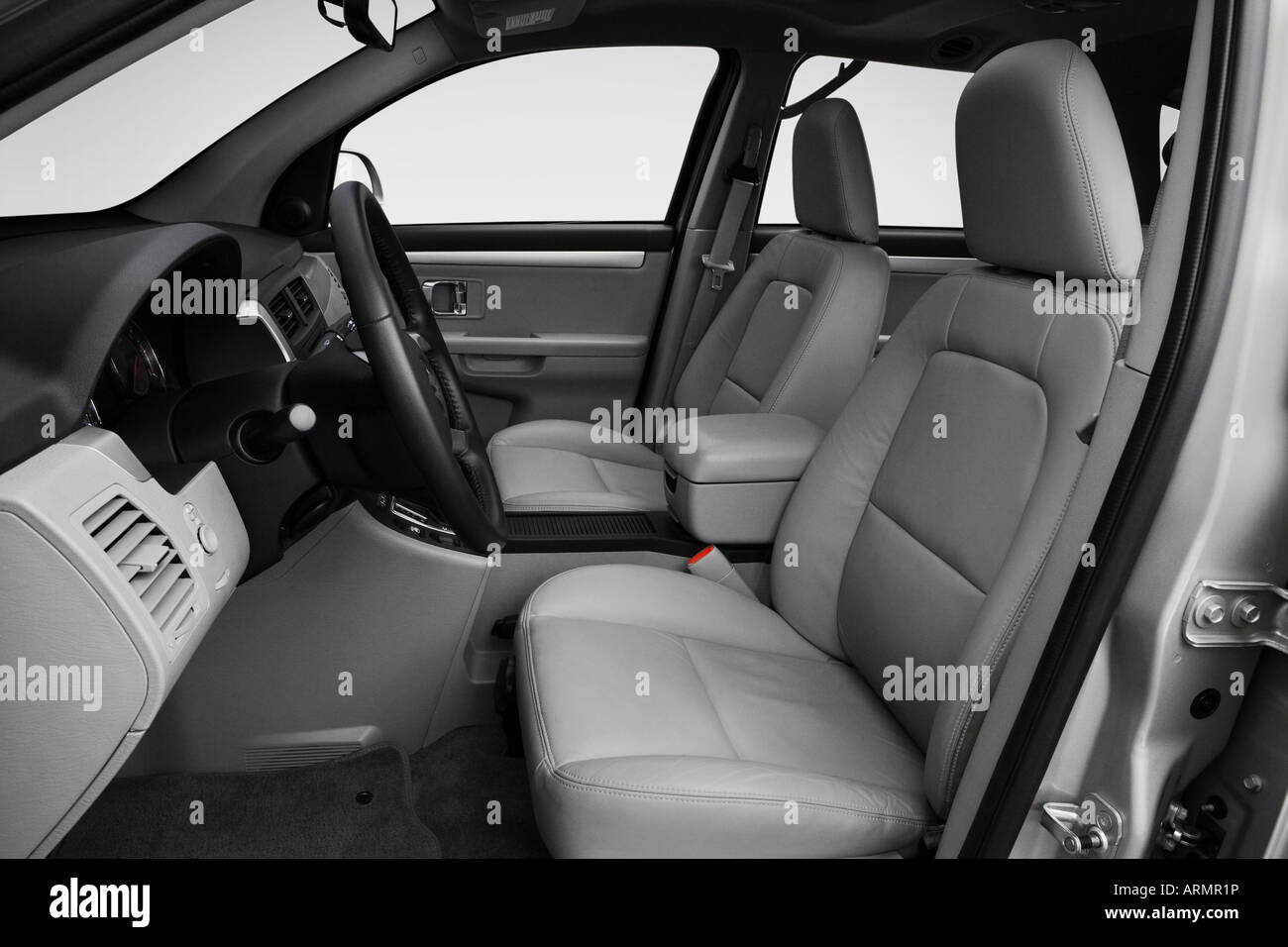 Suzuki xl7 hi-res stock photography and images - Alamy