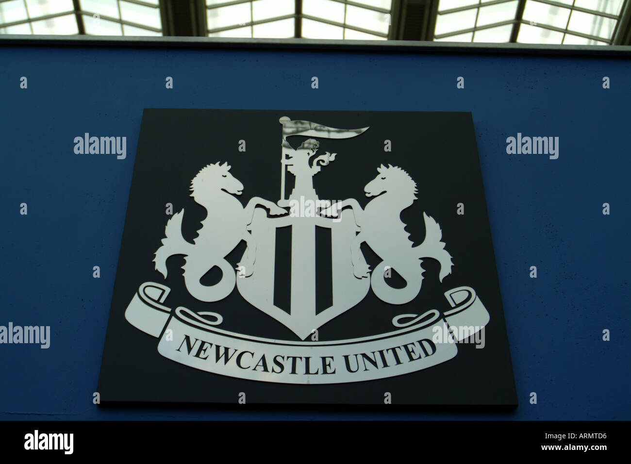 Newcastle united crest Stock Photo - Alamy